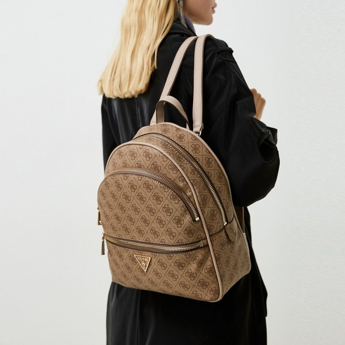 GUESS - Manhattan 4G Logo Backpack - SG699433-LATTE LOGO